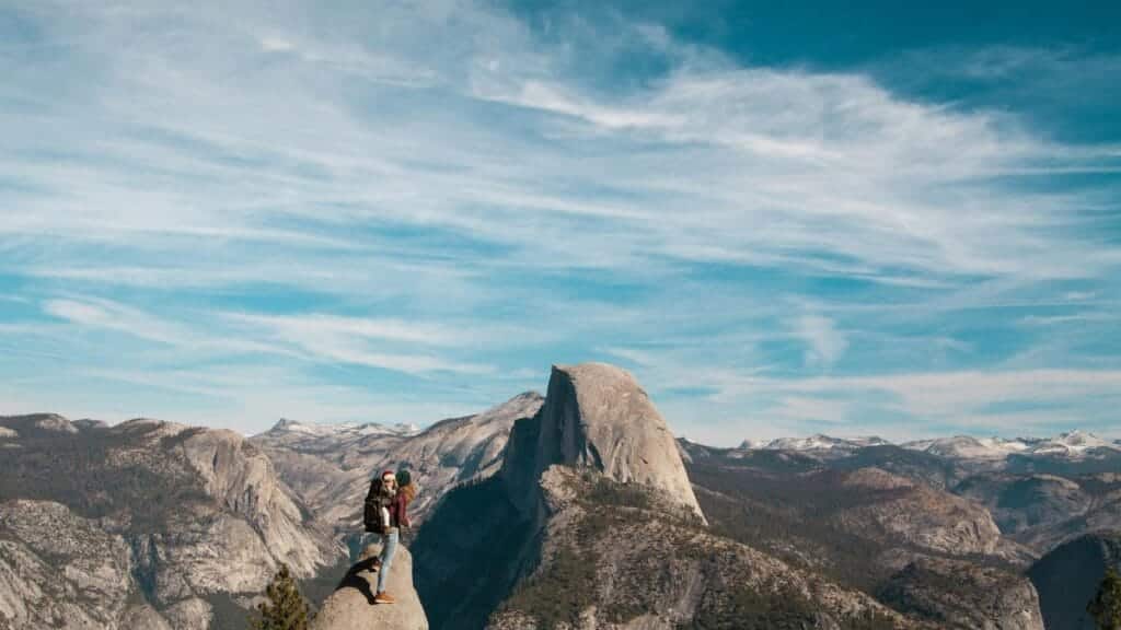 Time Slips: 9 Accounts of People Who Accidentally Traveled Through Time ...